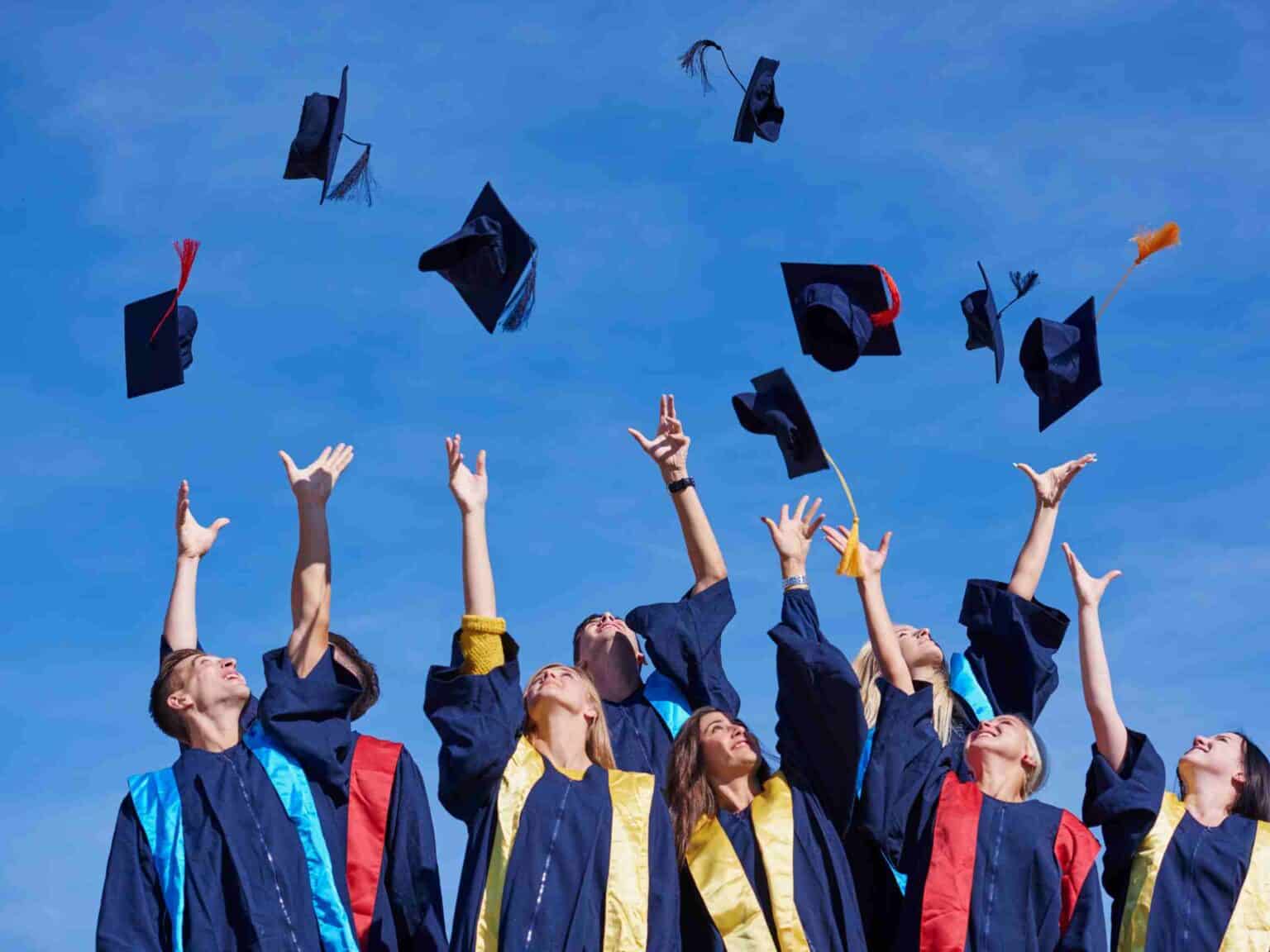 13 Fundraising Ideas for Senior Class: Specific and Engaging - Charity ...